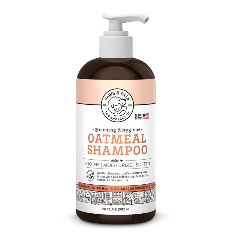 9 Best Dog Shampoos for Dander - 2026 Reviews & Top Picks | Hepper Pet ...