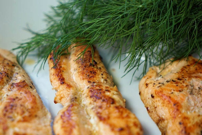 Can Cats Eat Salmon? Vet-Reviewed Health & Safety Guide | Hepper Pet ...