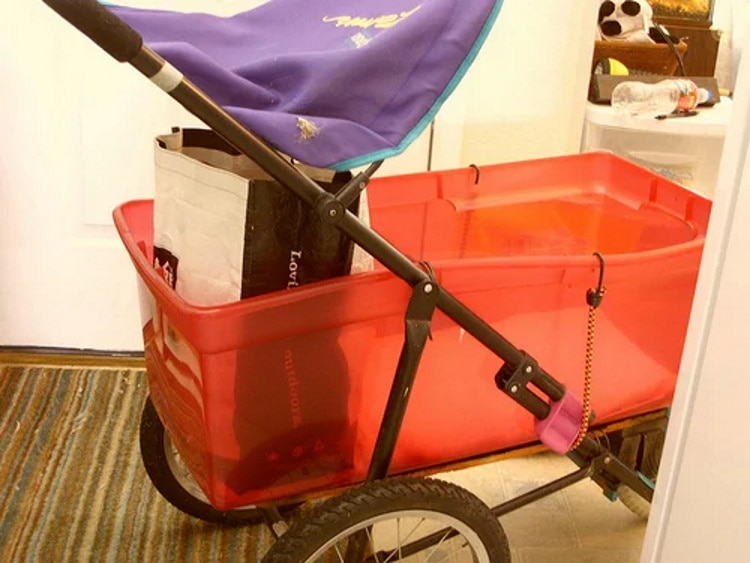 8 DIY Cat Strollers You Can Build Today (with Pictures) | Hepper Pet ...