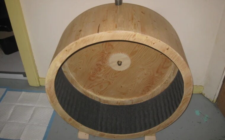 10 DIY Cat Wheel and Treadmill Plans You Can Build Today (With Pictures ...