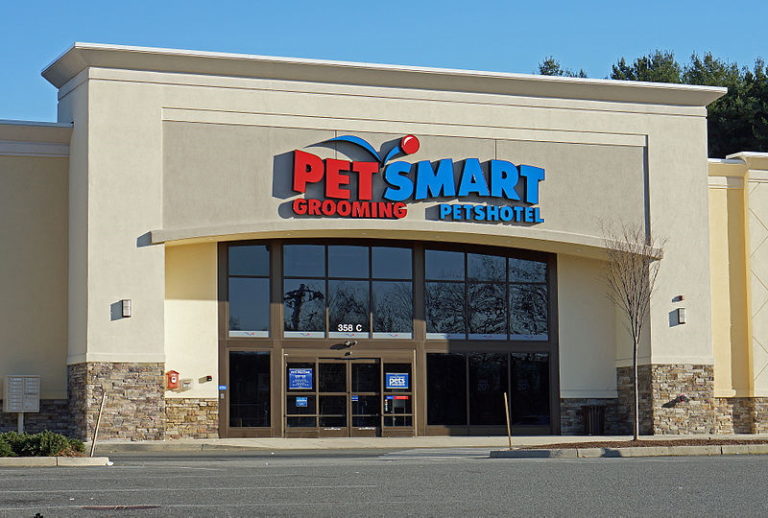 What Is PetSmart’s Return Policy? 2025 Update & Facts | Hepper Pet ...