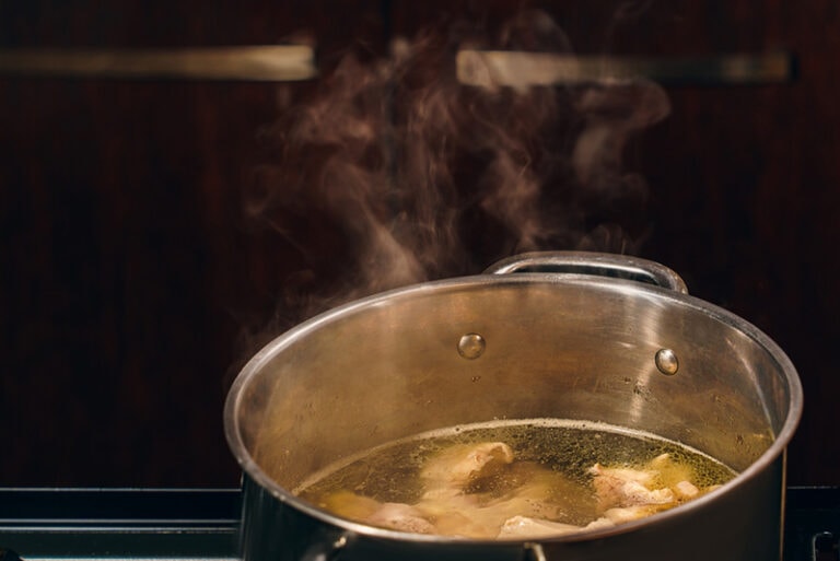 How to Boil Chicken for Dogs: 7 Vet Approved Steps | Hepper Pet Resources