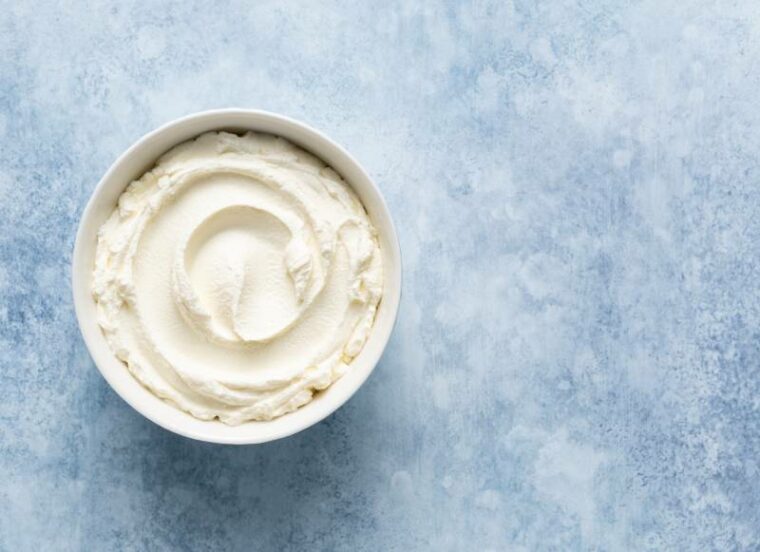 Can Cats Eat Cream Cheese? Vet-Reviewed Facts & FAQ | Hepper Pet Resources