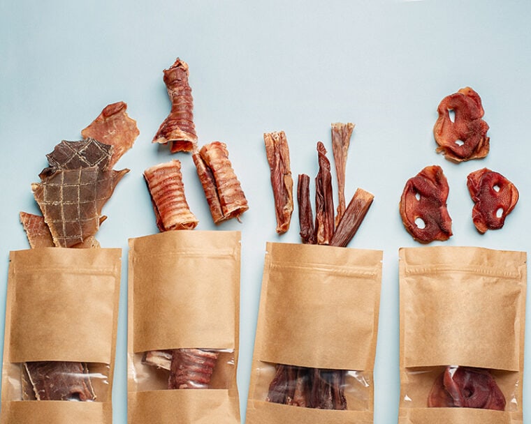 Freeze-Dried vs. Dehydrated Dog Food: Vet-Reviewed Differences, Pros ...