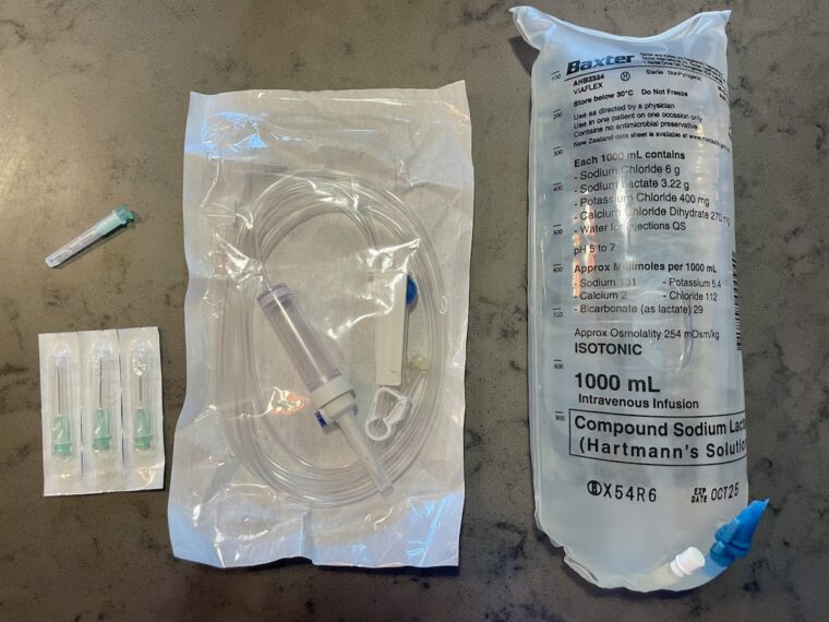 Sub-Q Fluids & At-Home Administration for Cats: The Good, The Bad & The ...